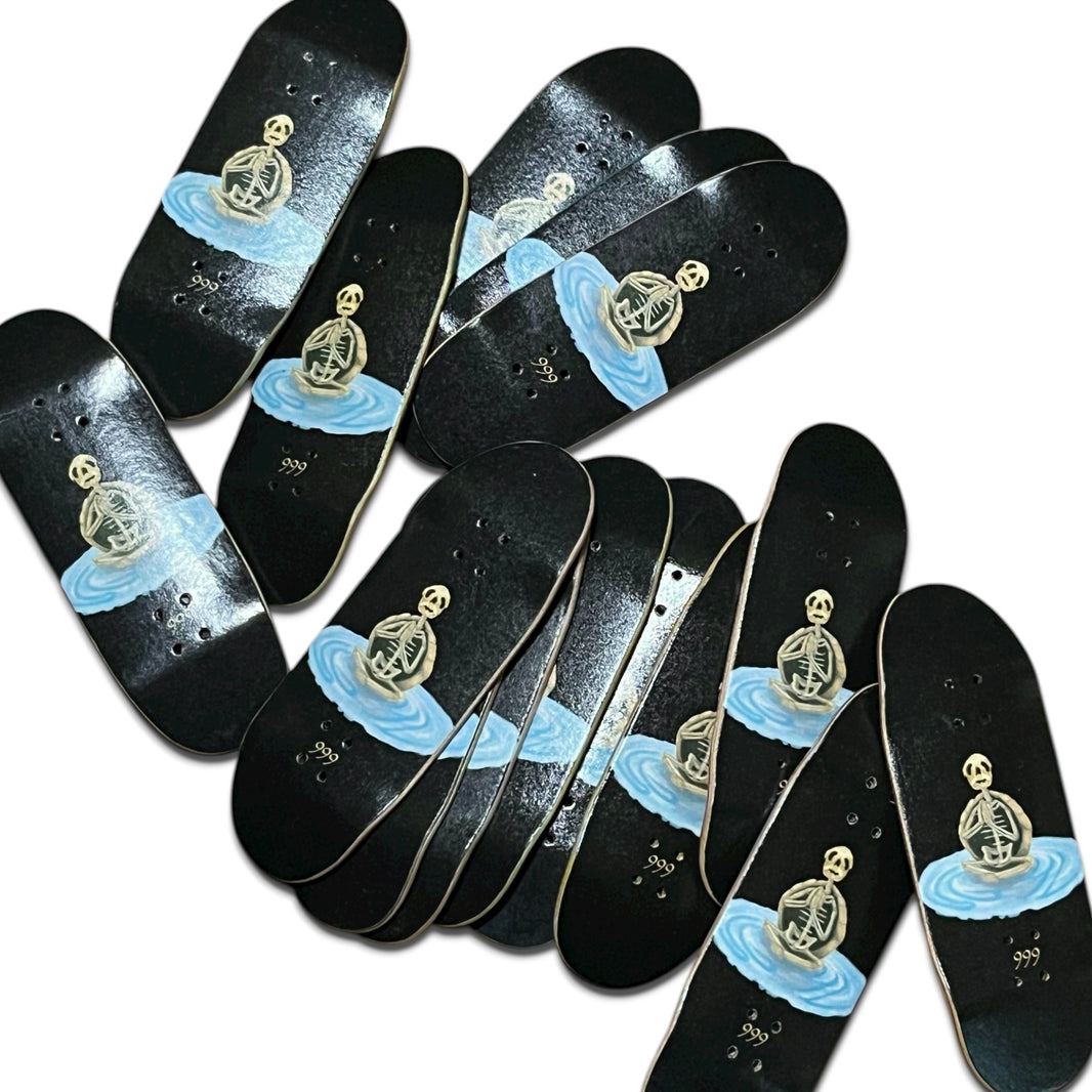 Club 9 decks | Fingerboards – Club 9 Decks